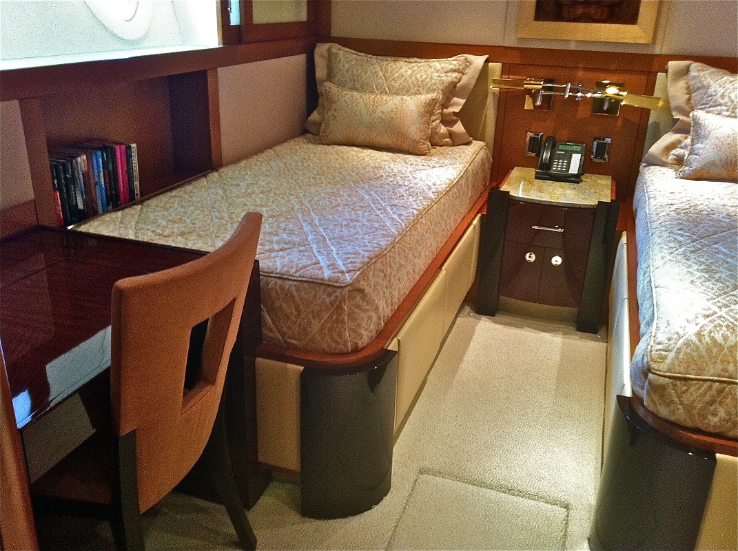 Yacht REEF CHIEF, Trinity Yachts | CHARTERWORLD Luxury Superyacht Charters